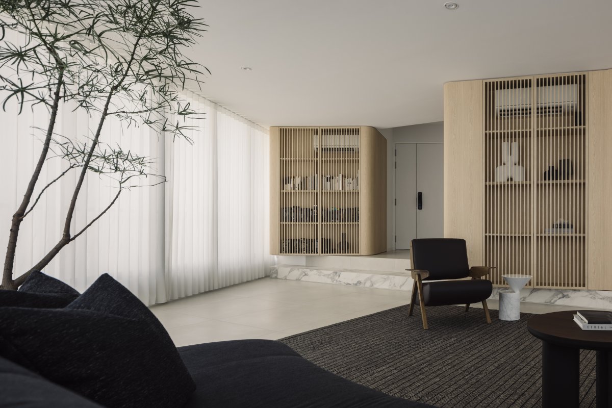 YinjiSpace - 932 Designs x Balmoral House